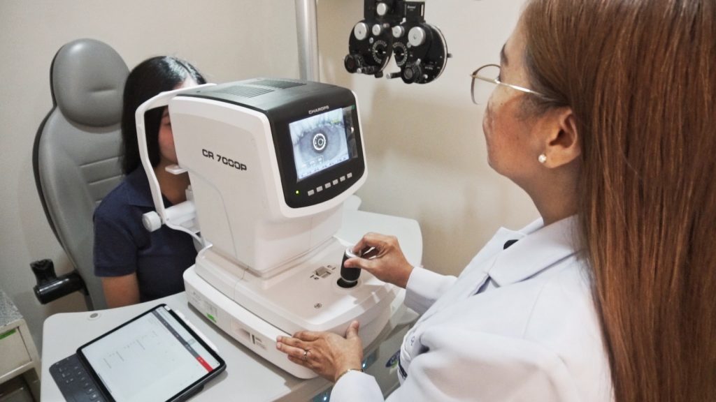 Meet Our Doctors – CALAMBA EYE CENTER
